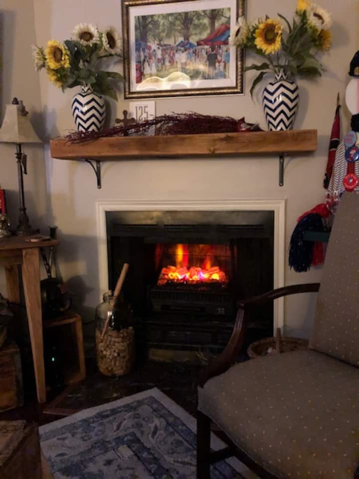 Cozy Rebel Townhouse. - Oxford, MS
