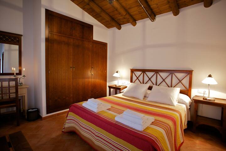 Casas Rurales Las Tobas - Higuera de la Sierra