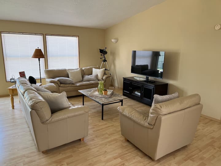 Gorge Concert Comfort Home - Ginkgo Petrified Forest State Park, Vantage