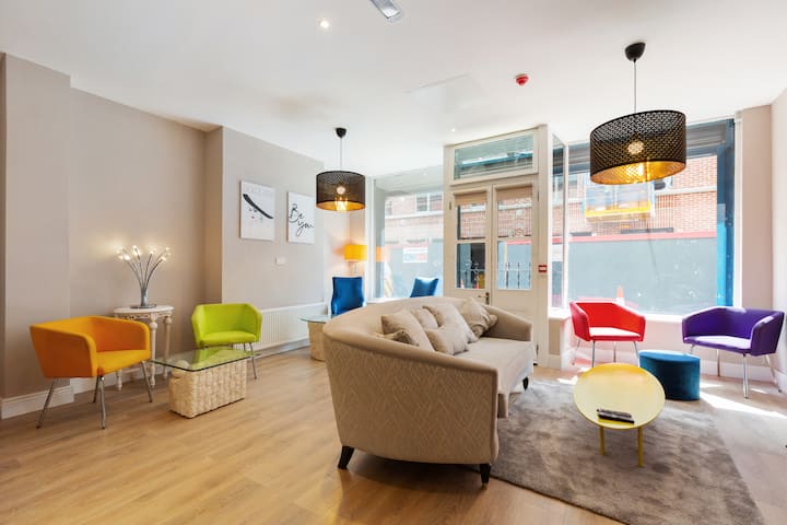 Urban Oasis In Rathmines Village - Dublin, Ireland