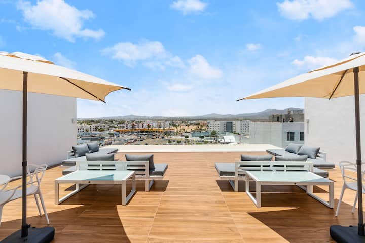 Prime Location Condo - Walk To Beach And Marina! - Cabo San Lucas