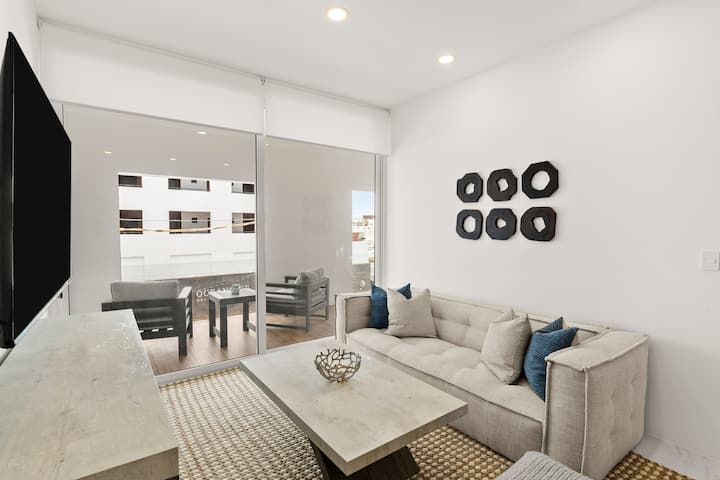 Prime Location Condo - Walk To Beach And Marina! - Cabo San Lucas
