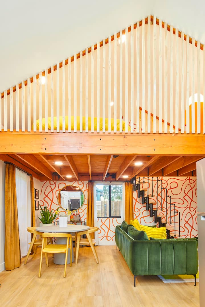 Stylish Studio Loft In The Heart Of Highland Park - Los Angeles, CA