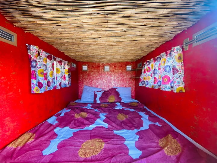 Red Hot Chilly Caravan - Aljezur