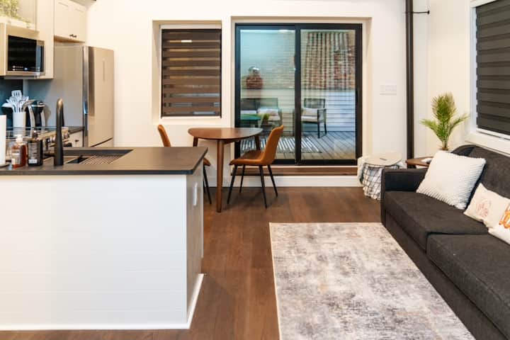 Studio 45 Apartment In Old City Private Patio Deck - Barrington, NJ