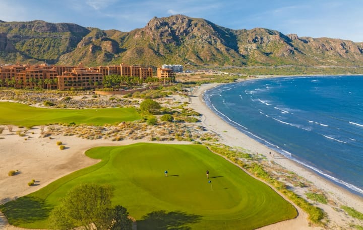 Beachfront King Bed Golf Pool Hot Tub Gym Balcony - Loreto