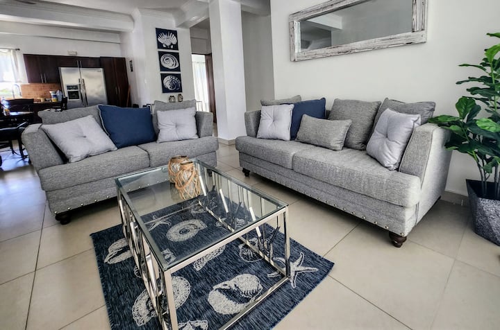 Clean And Central Cabarete Condo - Cabarete