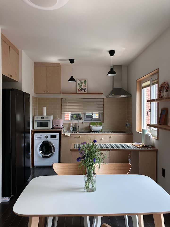 보배책방 북스테이 - Jeju-si