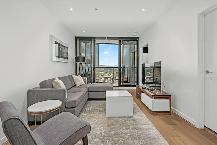 Stunning City View W Infinity Pool, Gym & Balcony - Virginia