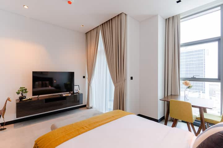Business Bay Chic Studio: Ideal For 2 | 1 Bath - Dubai