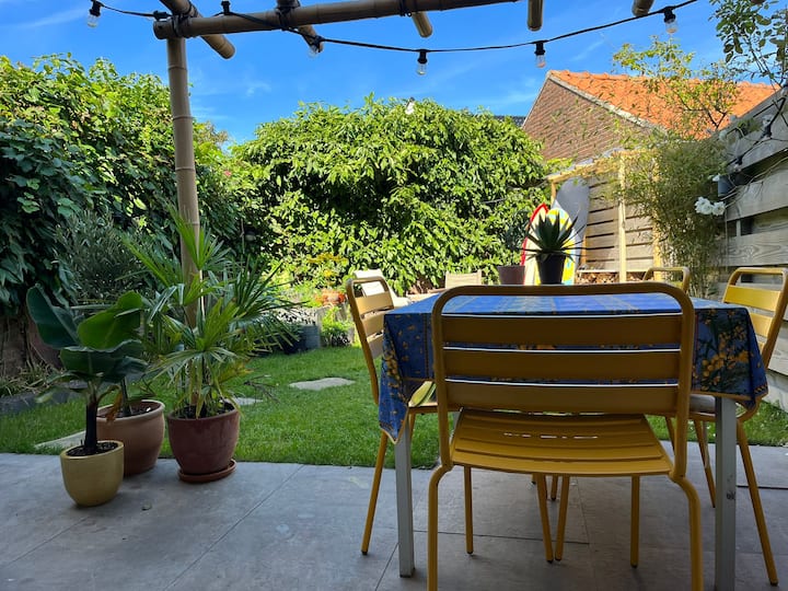 Familiehuis Aan Zee Met Privé Parkeerplaats - Zandvoort