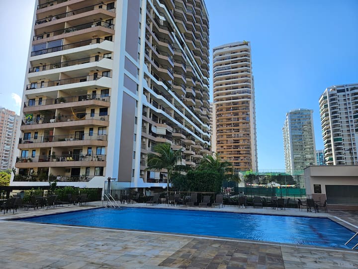 Appart-hotel Tipo Resort Com Piscina Aquecida - Rio de Janeiro