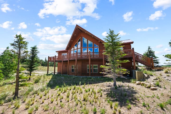 Elite Mountain Estate W/amazing Views & Game Room - Fairplay, CO