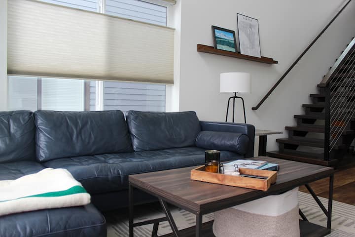 Glacier Gateway: Central, Office, Hot Tub, Gym - Whitefish, MT