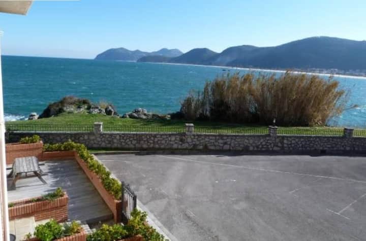 Piso De 3 Habitaciones En Noja - Noja