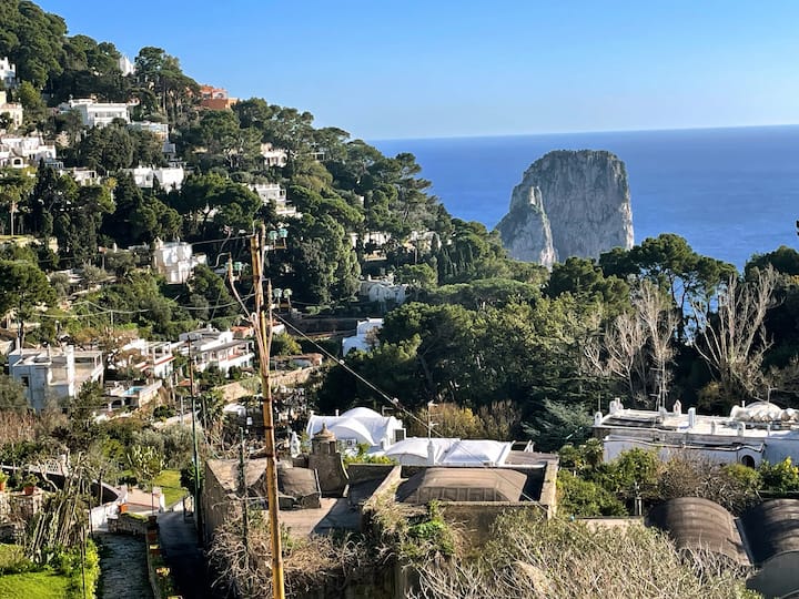 Attico Capri: Vista Faraglioni - Isola di Capri