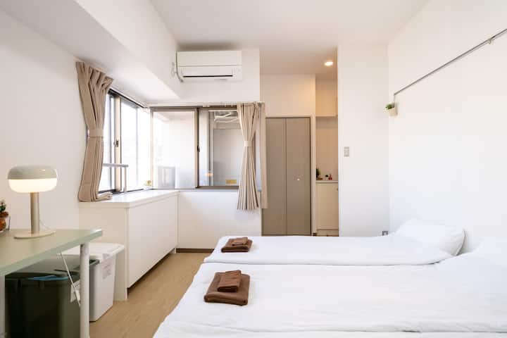 3pxs Jr Subway 6 Minutes Walk / 3 People - Tokyo