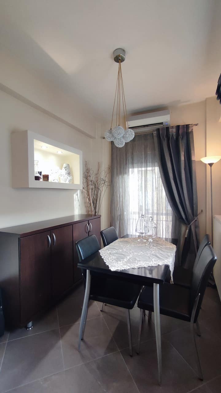 Cozy Home In Upper Town - Selanik