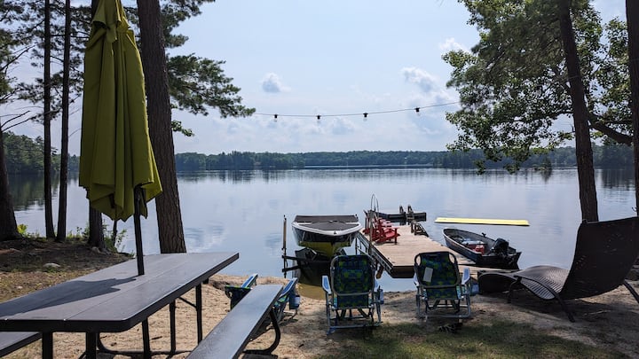 Luxury Cottage Getaway - Kingston, Canada