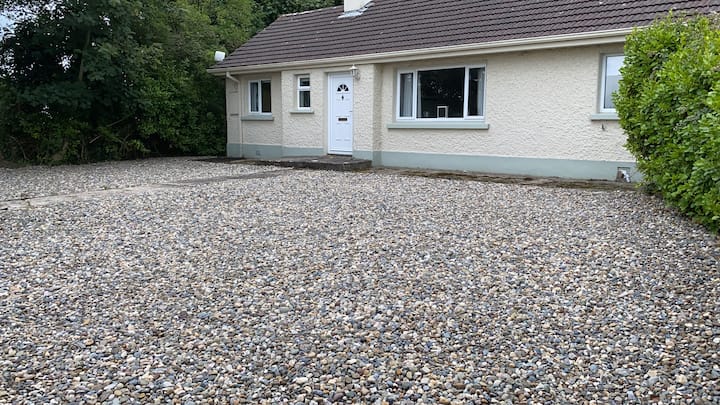 ‘An Teach’ Tykillen Cosy Airbnb - Limerick City