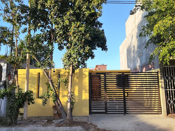 Acogedora Casa En La Paz A/c (Factura Disponible) - La Paz, Mexico