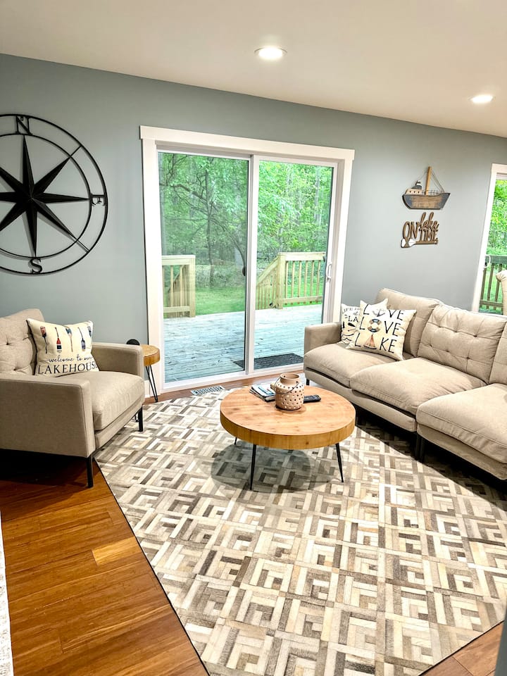 Updated Cottage In Woods, Secluded Yet Central - New Buffalo, MI