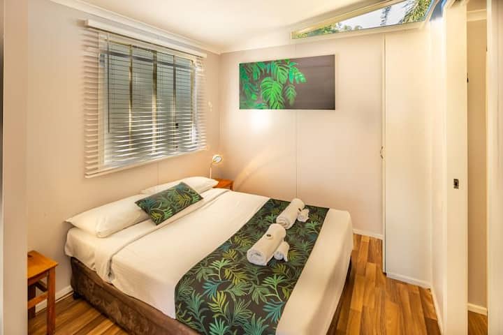 Superior Studio Cabin - Byron Bay