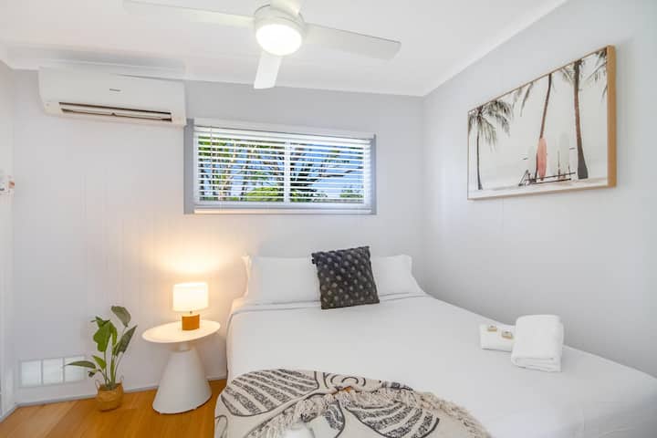 One Bedroom Beach Shack - Byron Bay