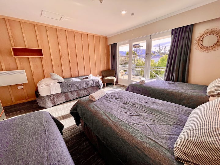 Tui Quad Room - Te Anau