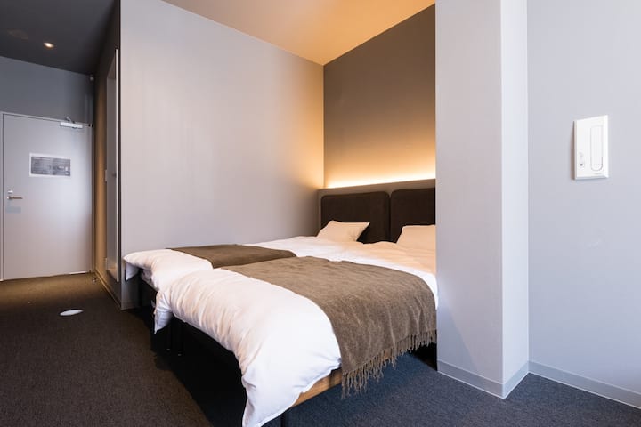 Private Room With Bath/free Wi-fi/free Space/namba - 難波