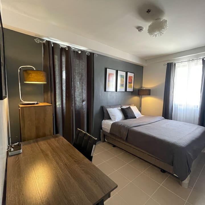 Cozy 1 Bedroom W/ Large  Living Room - Lapu-Lapu City