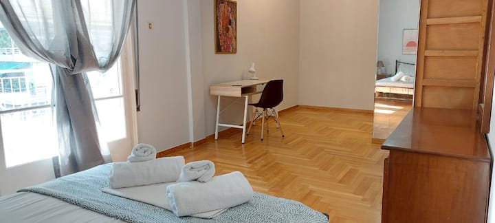 Victoria Athens Centre 6 Bd, 2 Bath - Athen