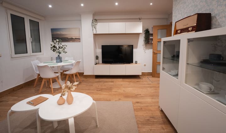 La Concha Pearl Beach Apartment (A.c. , Beach) - Donostia-San Sebastián