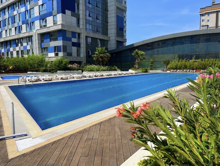 Deniz Manzaralı 3+1 Havuz - Deniz Manzaralı - Adalar