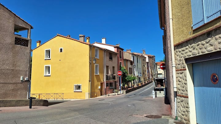Maison De Village
Dans Un Quartier Historique - Argelès-sur-Mer