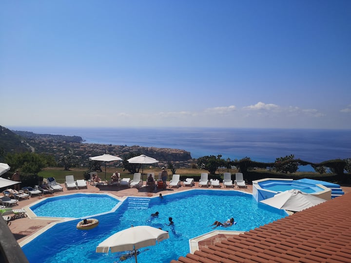 Our Corner Of Paradise - Parghelia