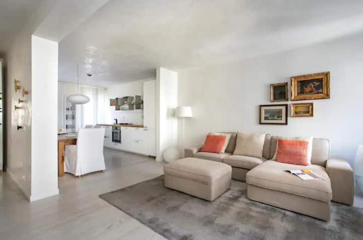 Amadeus Apartment: A Due Passi Dal Duomo - Treviso