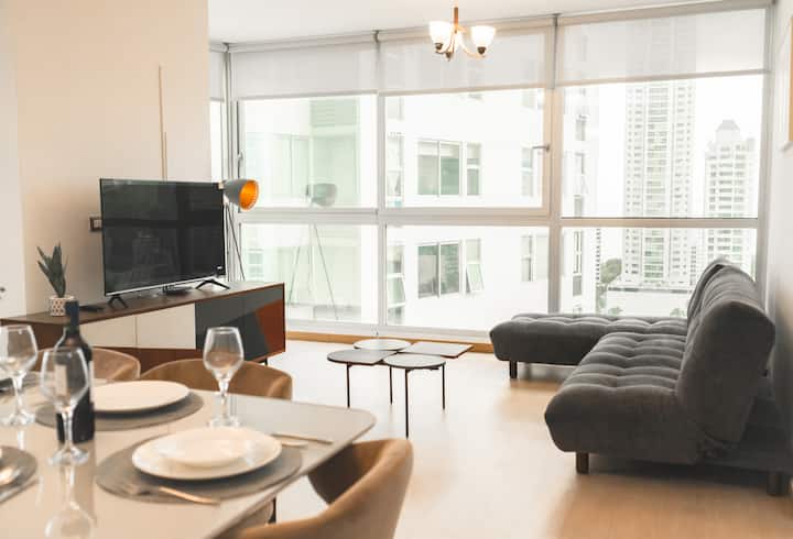 Luxury 2br Oceanview, Parking & Balcony - Ciudad de Panamá