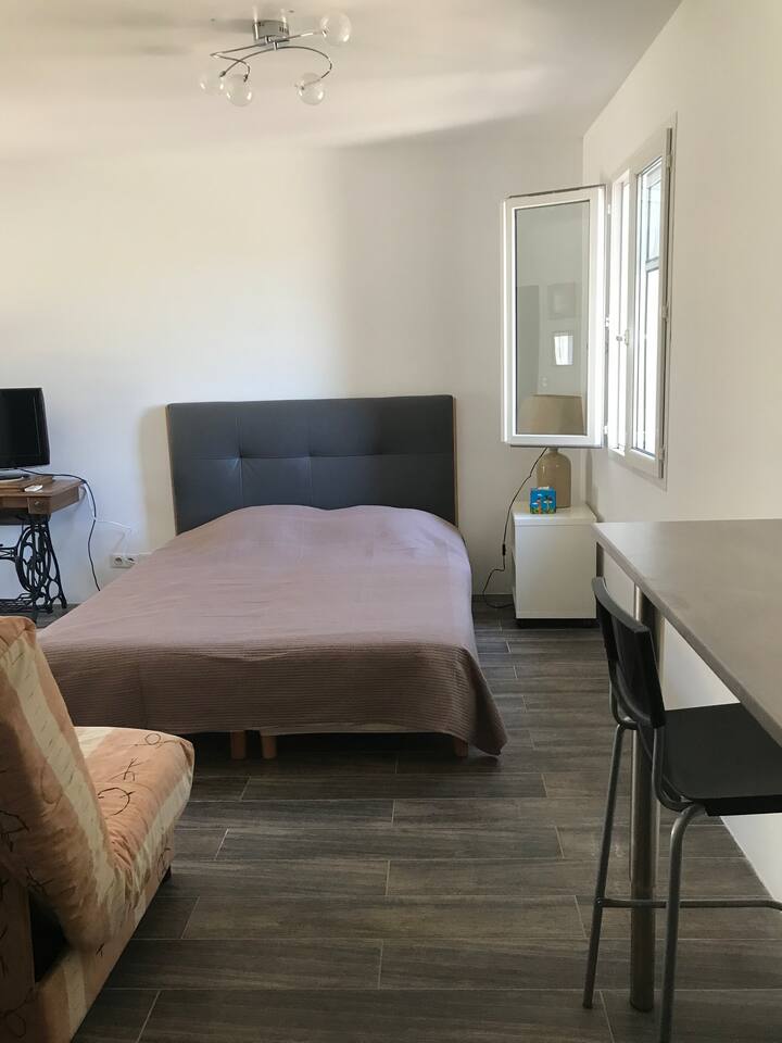 Studio Indépendant - Saint-Maximin-la-Sainte-Baume