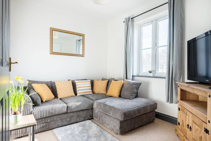 Modern House W/sundeck And View - Penryn