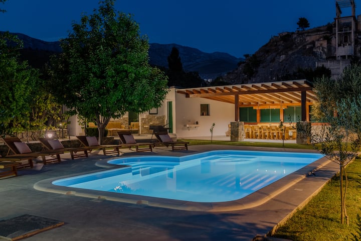 Villa Volga - Podstrana