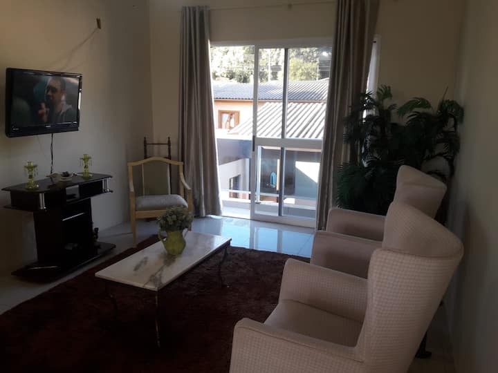 Unijui -Apt E O Prédio Com Piso De Porcelanato Ar - Ijuí