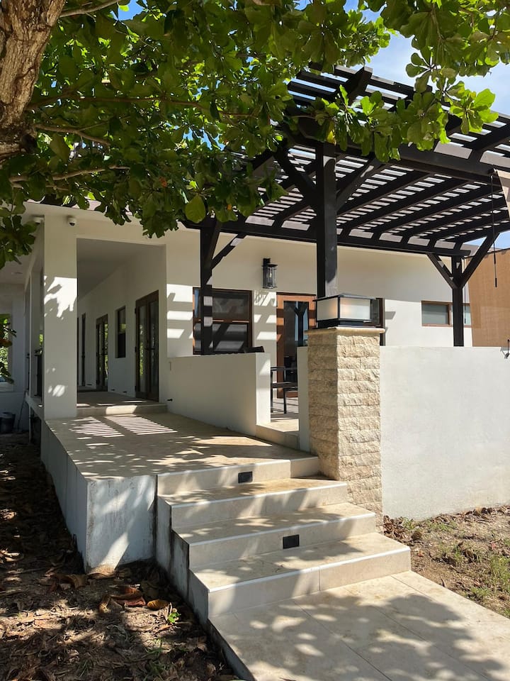 Private Oceanfront 2 Bedroom Villa - Vega Alta