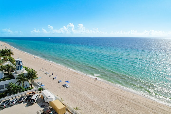 Beach Paradise - 할리우드