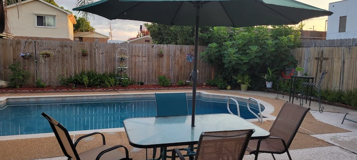 Metairie Home W/ Private Pool. - Kenner, LA