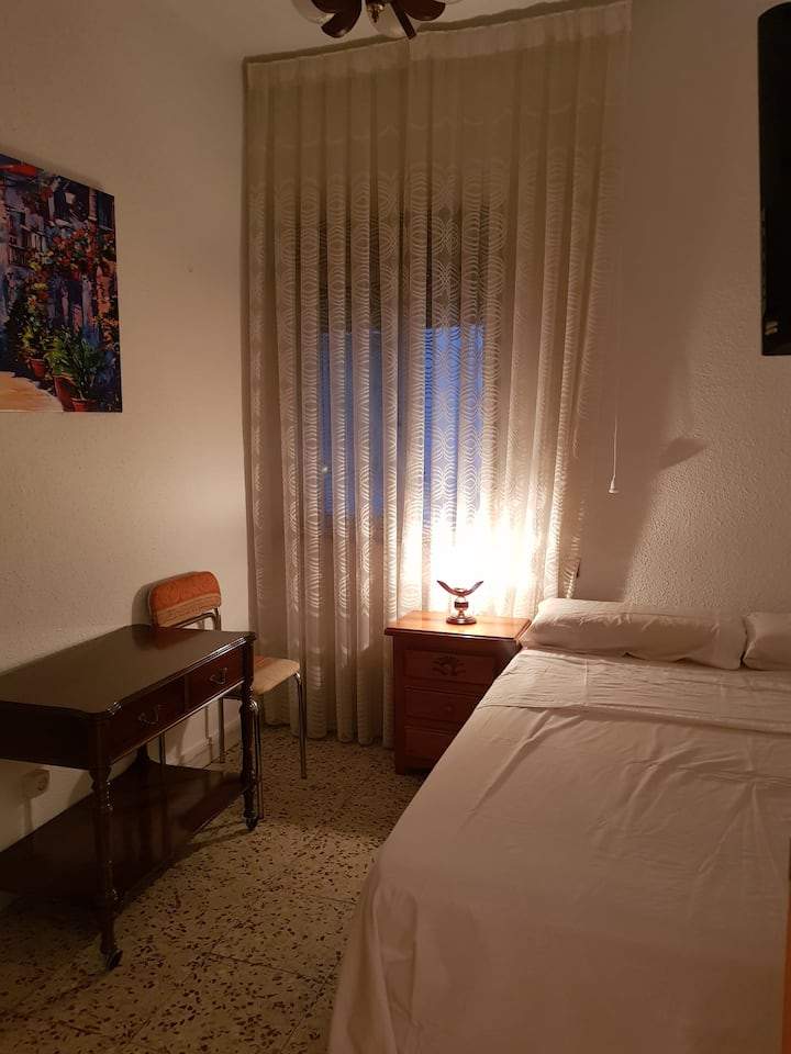 Whole Apartment One Room - Historic Center - Salamanque
