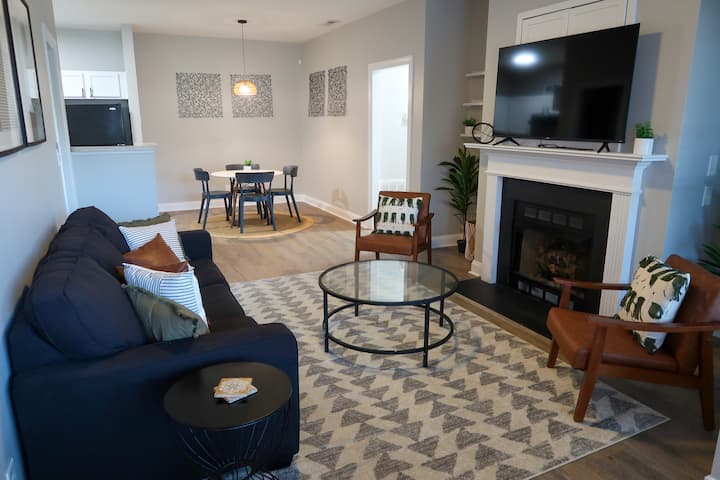 Beautiful Newly Renovated Condo! - Greenville, NC