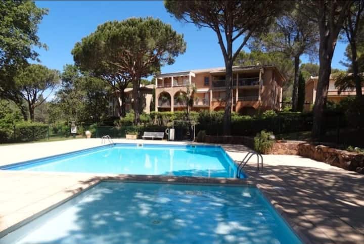 Studio Résidence Avec Piscine - Agay