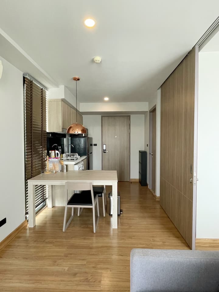 Room 75 : Splendid & Peaceful Space In Aree - Bangkok