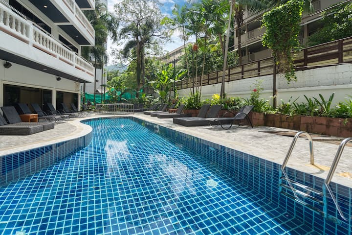 Phuket Patong Beach 4 Bedroom Kitchen+pool+gym 1 - Patong Beach